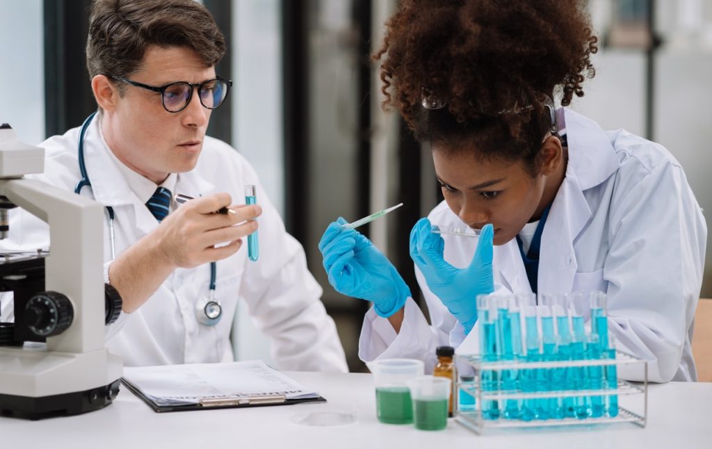 How Robert Hooke’s Lab Work Led to the Discovery of Cells - Lab Manuals