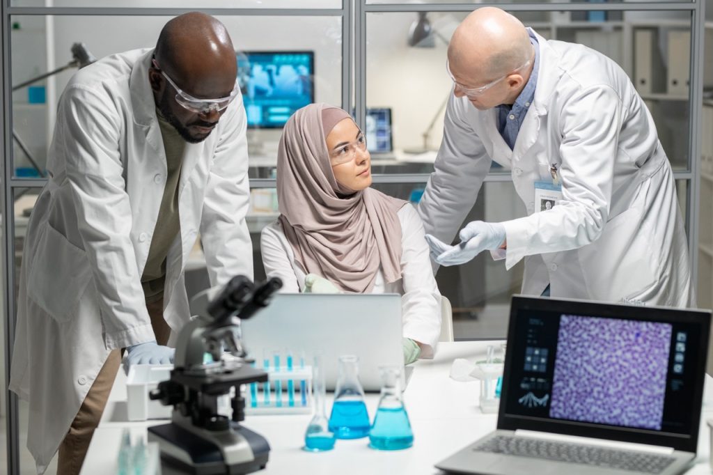 How Rosalind Franklin’s X-ray Diffraction Data Led to the DNA Double ...