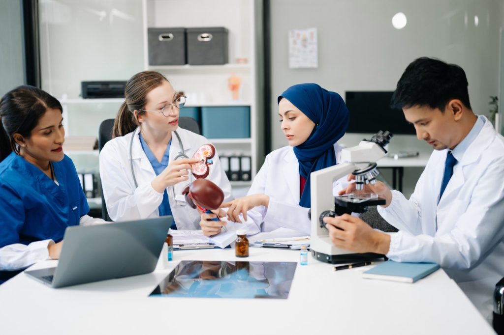 How Schrödinger’s Cat Experiment Changed Physics - Lab Manuals